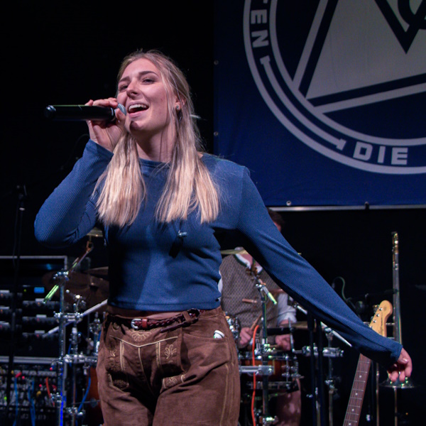 Die Band – Die Voigranaten 💥 Eure Partyband in Niederbayern!